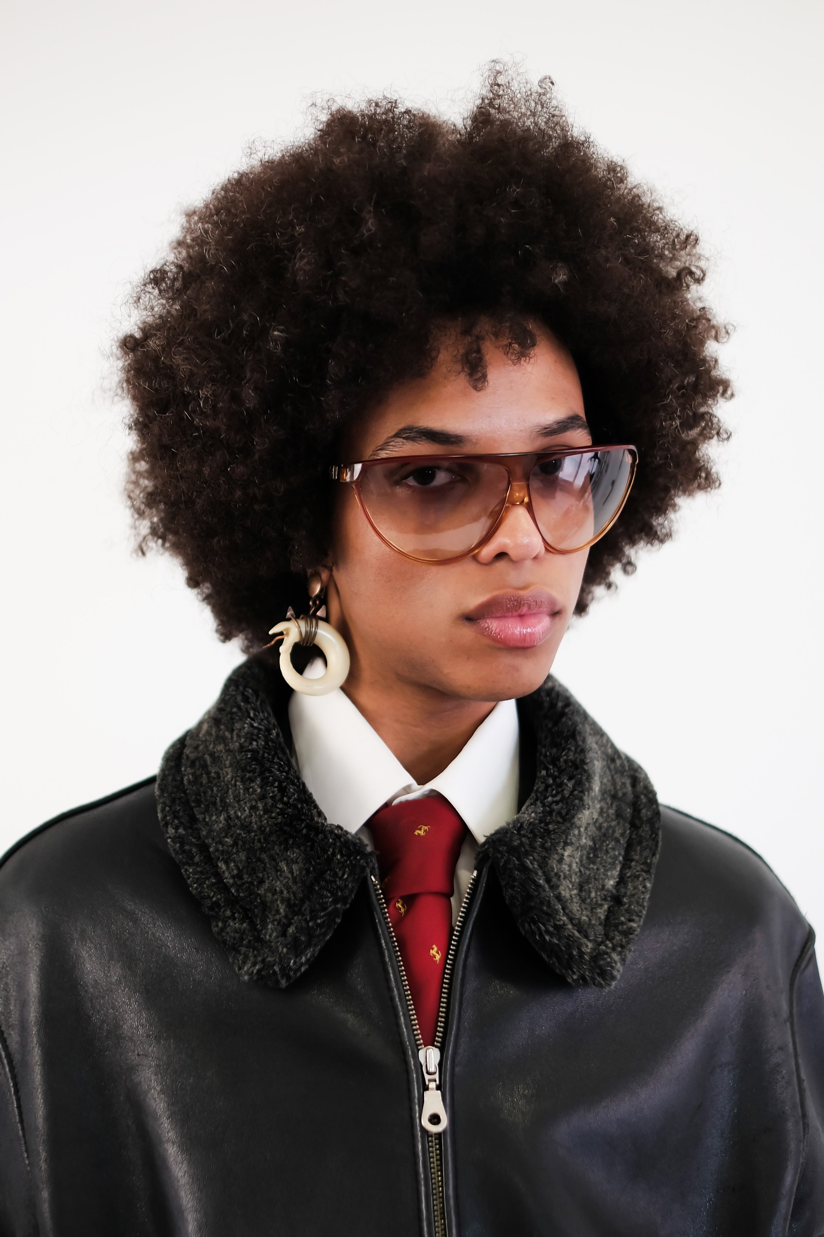BOXY LEATHER AVIATOR – A____________Collection